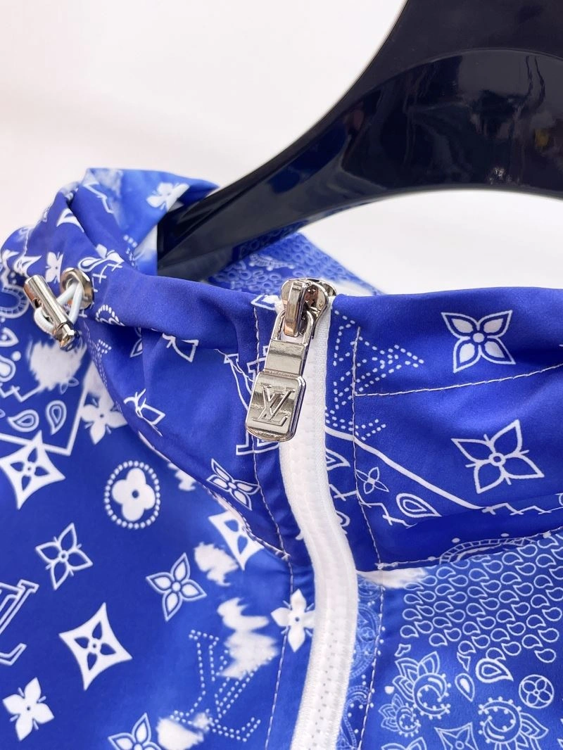 Low-cost Louis Vuitton Short Suits