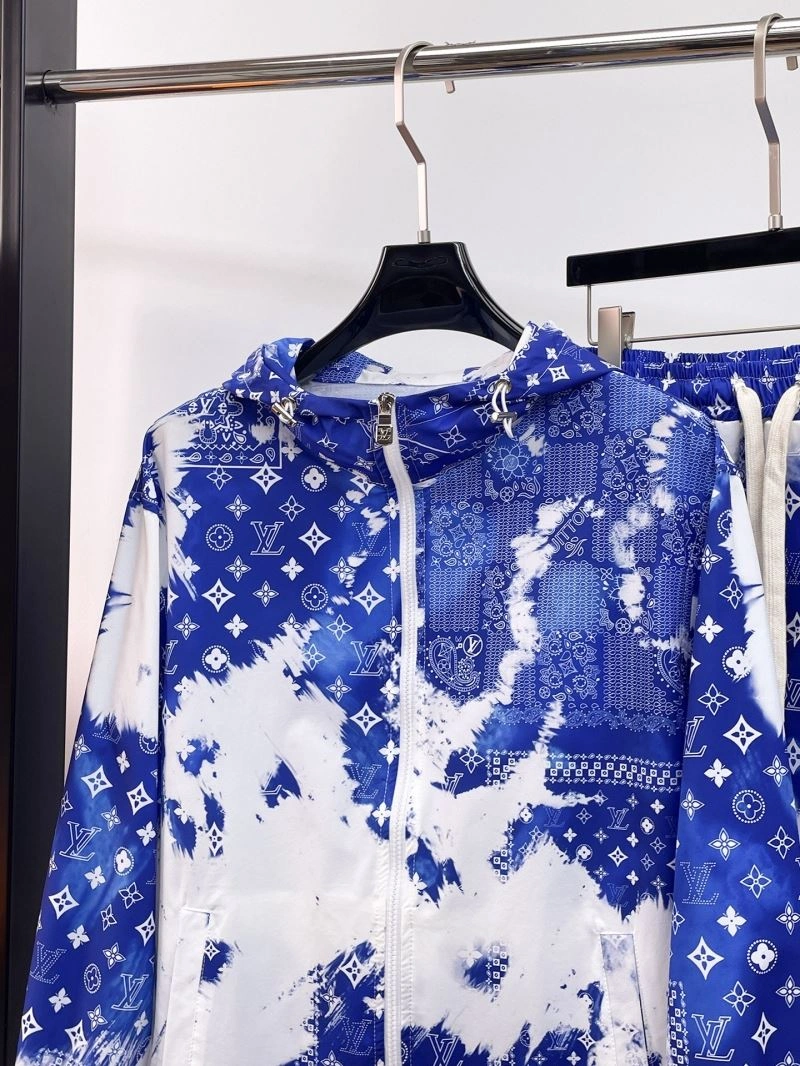 Low-cost Louis Vuitton Short Suits