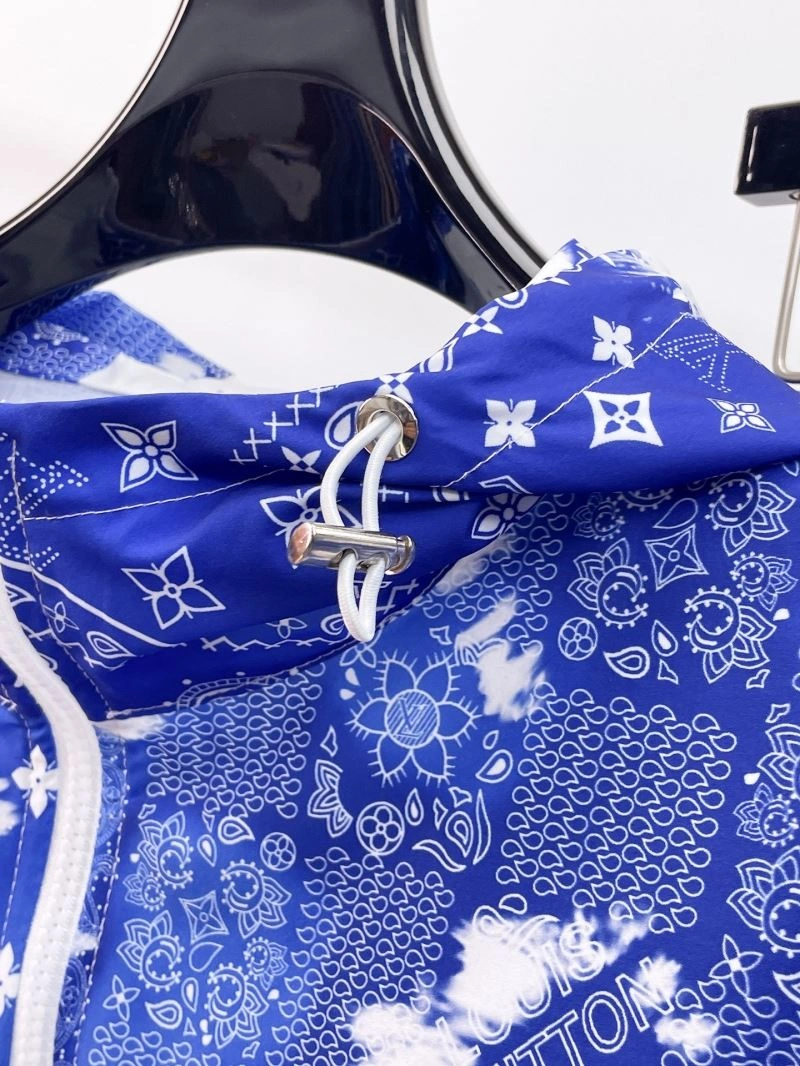 Low-cost Louis Vuitton Short Suits