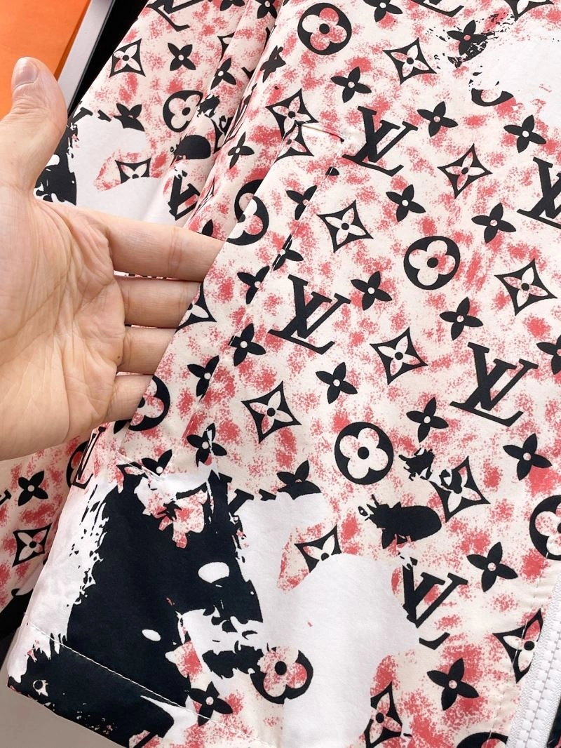 Inexpensive Louis Vuitton Short Suits