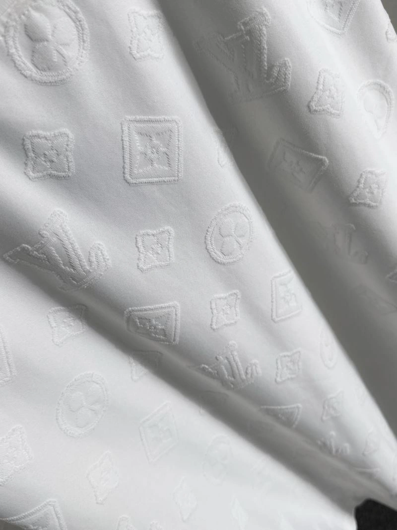 Affordable Louis Vuitton Short Suits