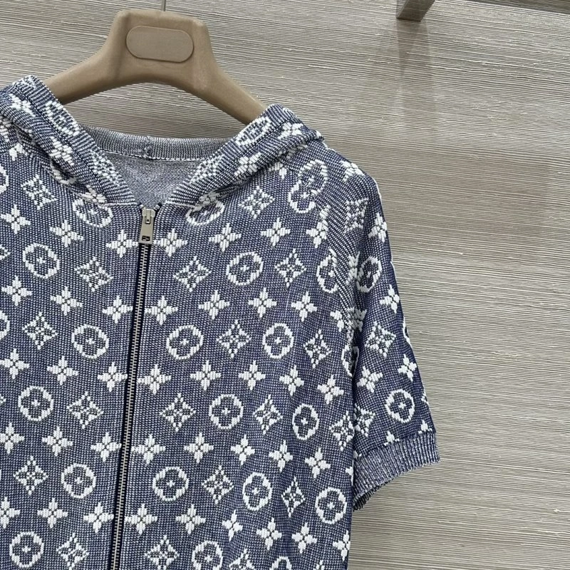 Bargain Louis Vuitton Short Suits