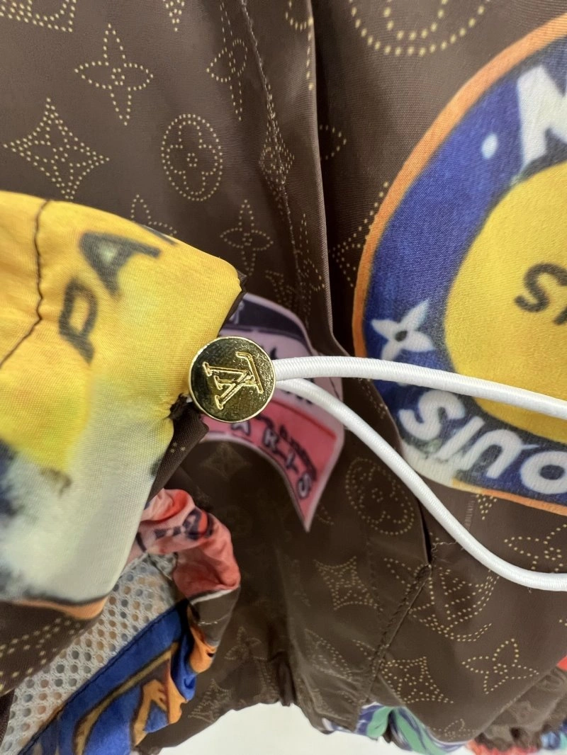 Cut-rate Louis Vuitton Short Suits