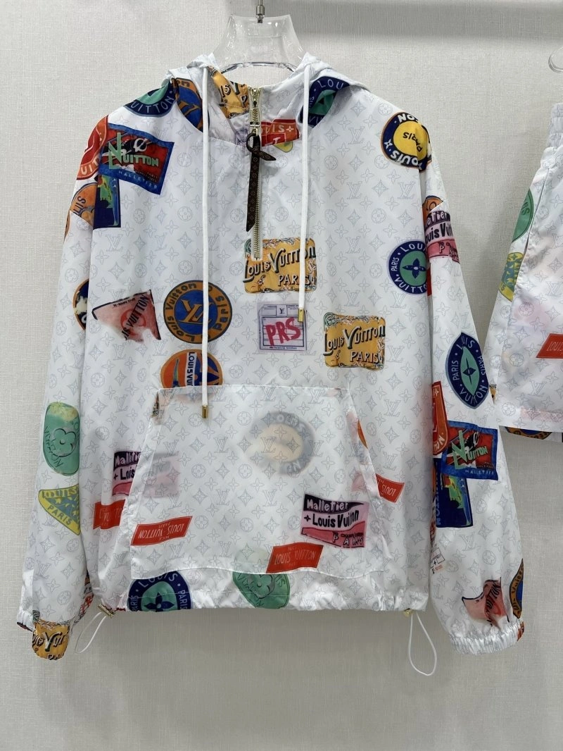 Affordable Louis Vuitton Short Suits