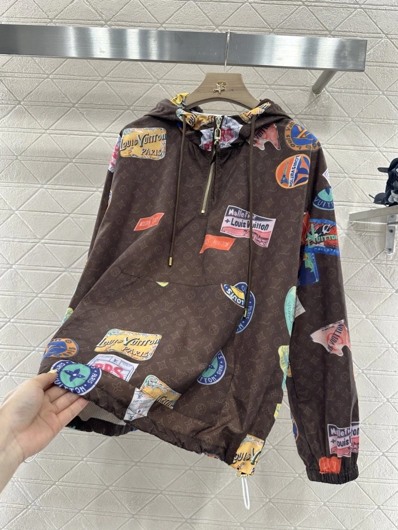 Precise copy Louis Vuitton Short Suits