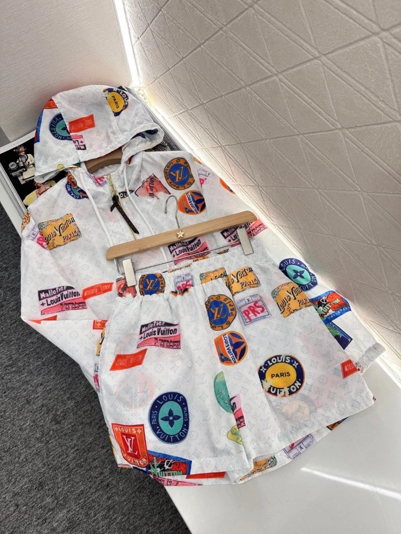 Top match Louis Vuitton Short Suits