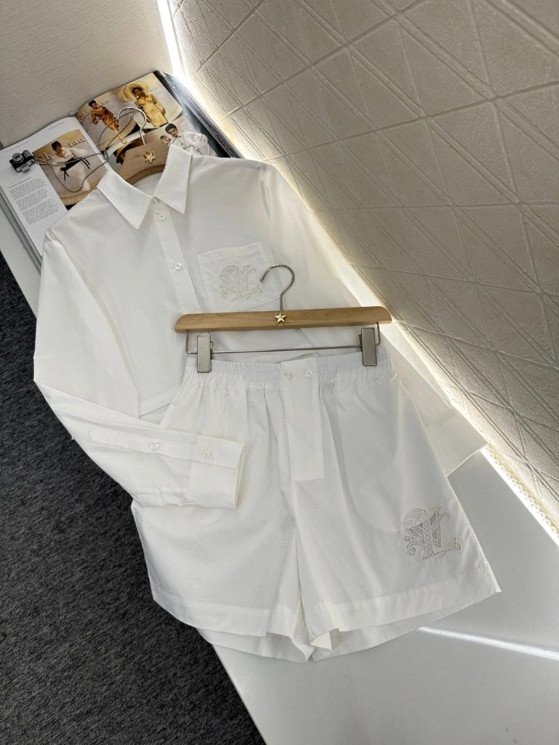 Inexpensive Louis Vuitton Short Suits