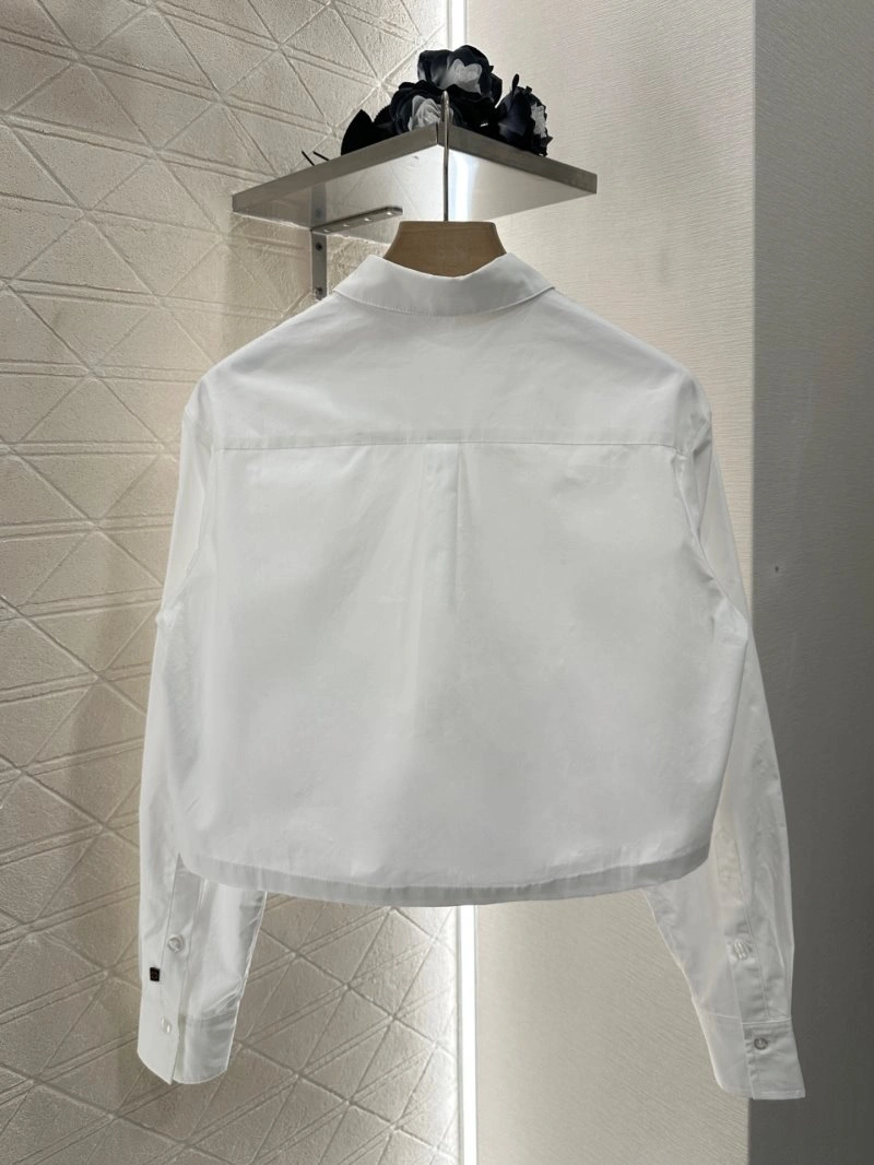Inexpensive Louis Vuitton Short Suits
