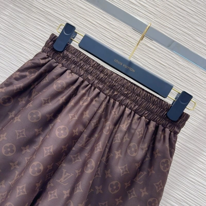 Top match Louis Vuitton Short Suits