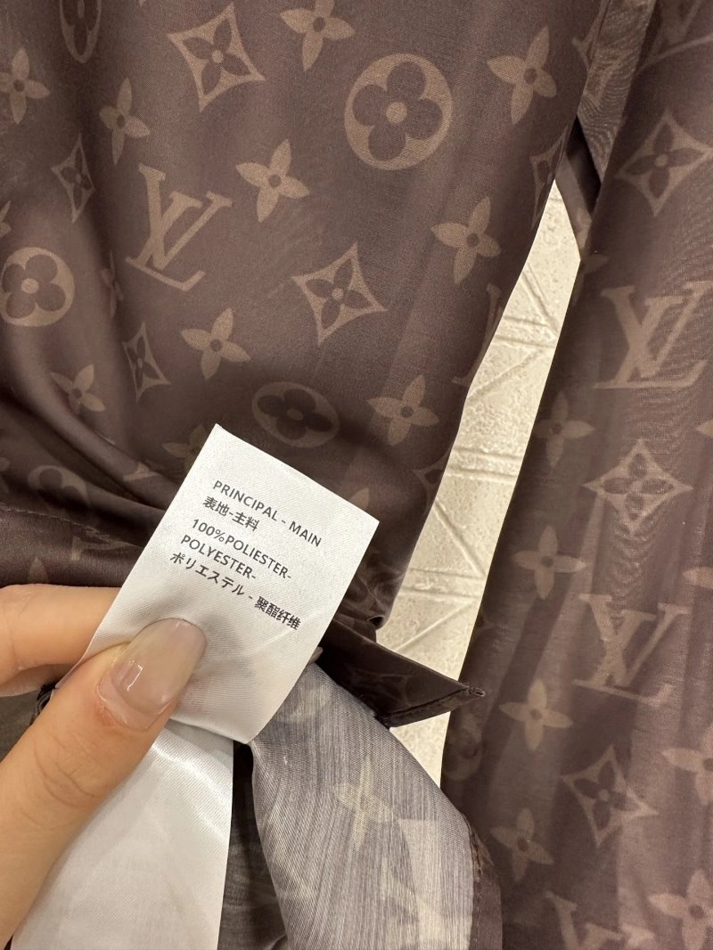 High fidelity Louis Vuitton Short Suits
