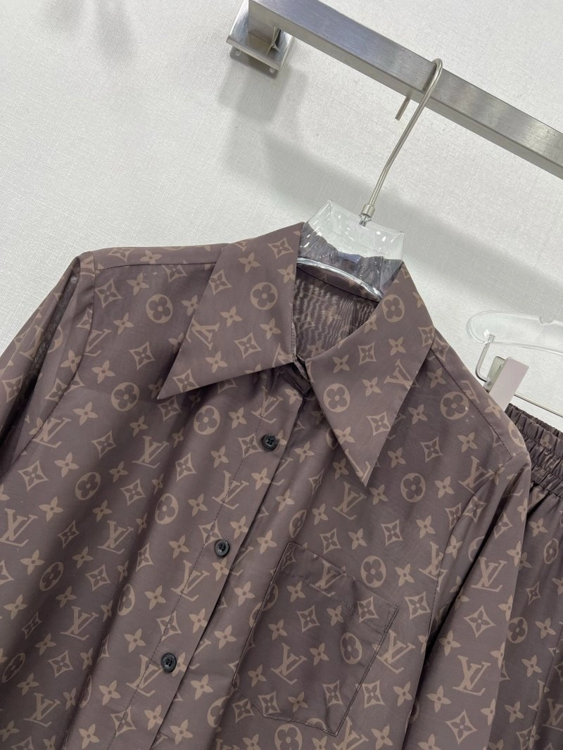 Bargain Louis Vuitton Short Suits