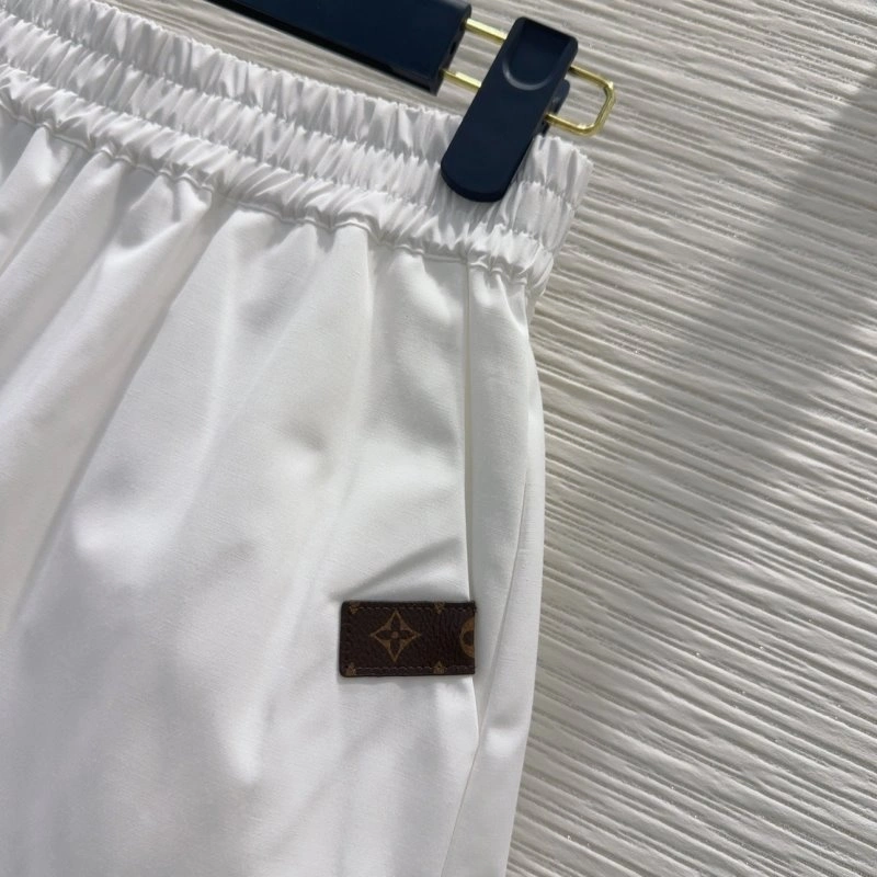 Precise copy Louis Vuitton Short Suits