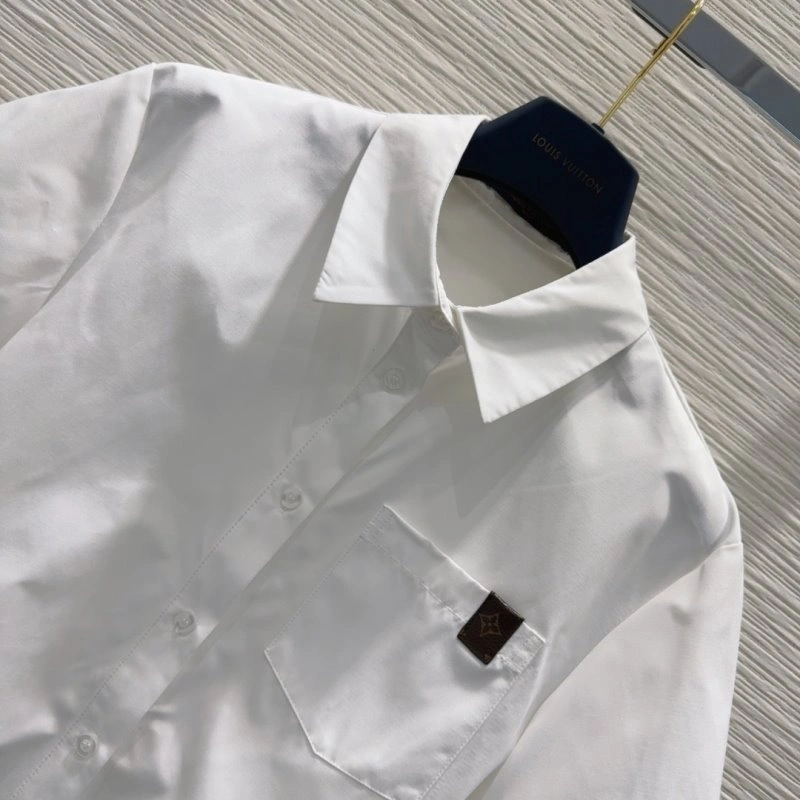 Precise copy Louis Vuitton Short Suits