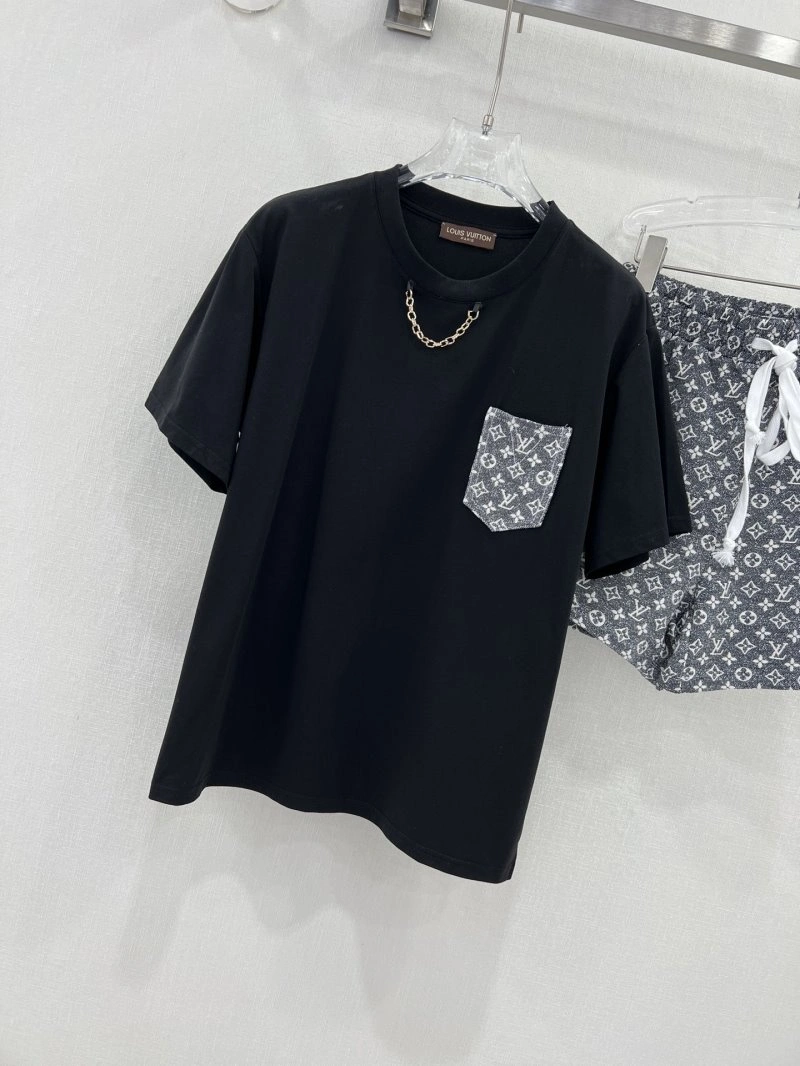 Economical Louis Vuitton Short Suits