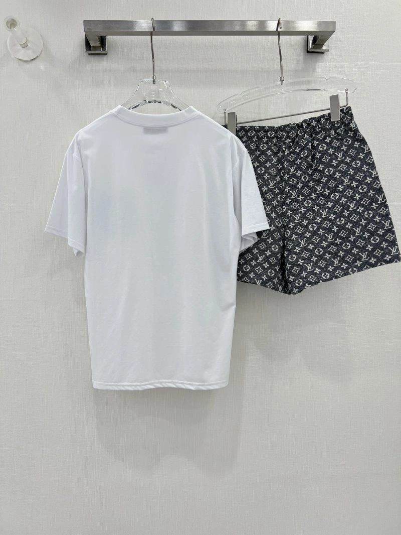 Mirror quality Louis Vuitton Short Suits