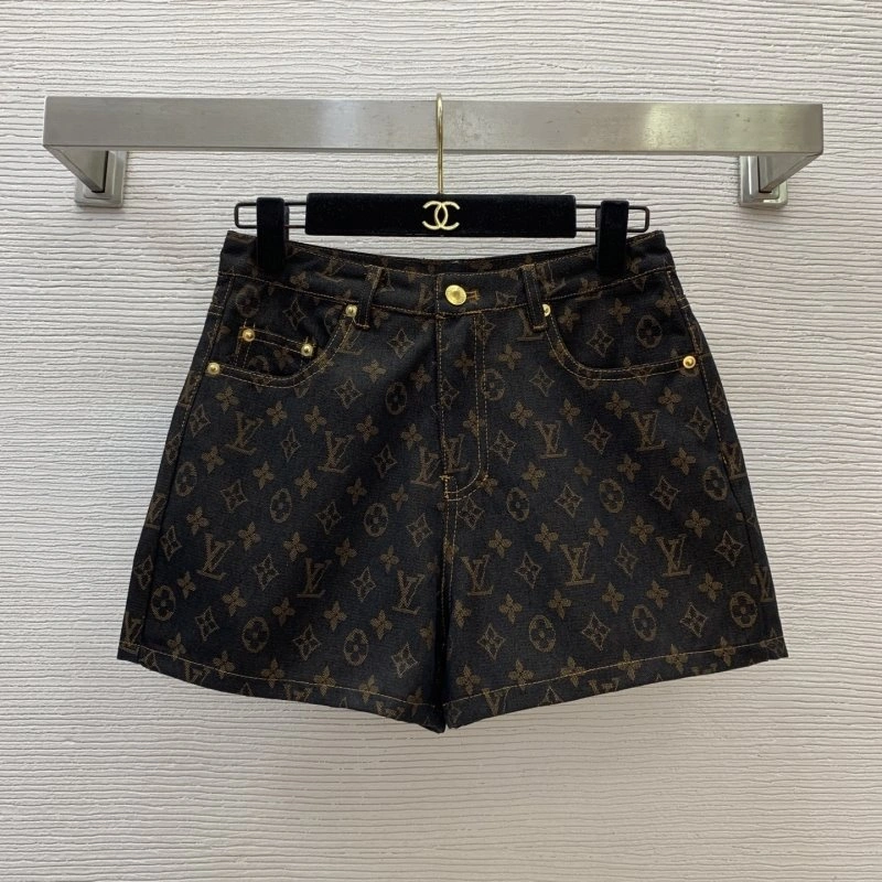 Budget-friendly Louis Vuitton Short Suits