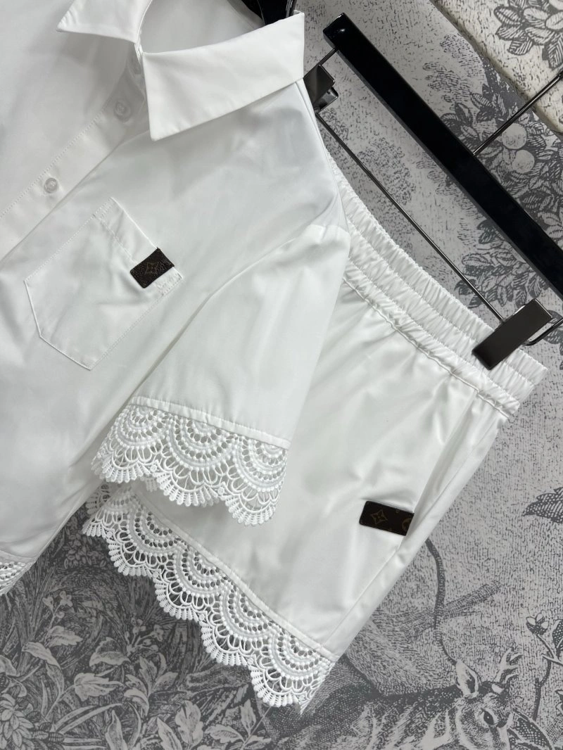 Top mirror Louis Vuitton Short Suits