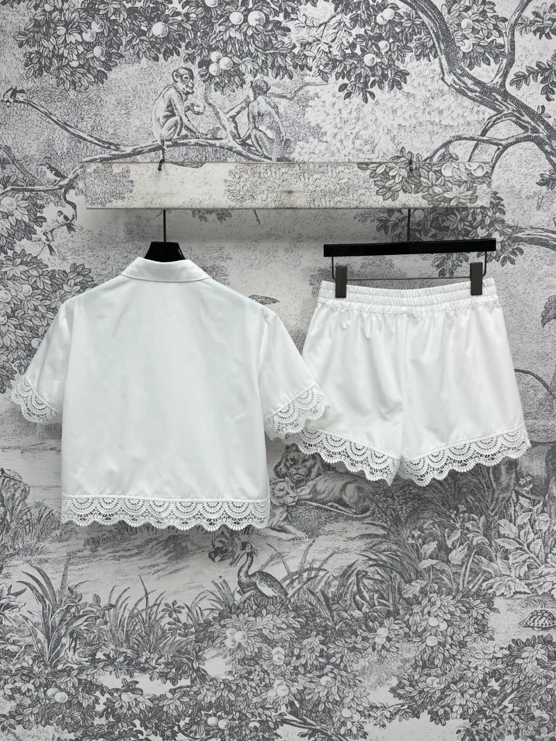 Top mirror Louis Vuitton Short Suits