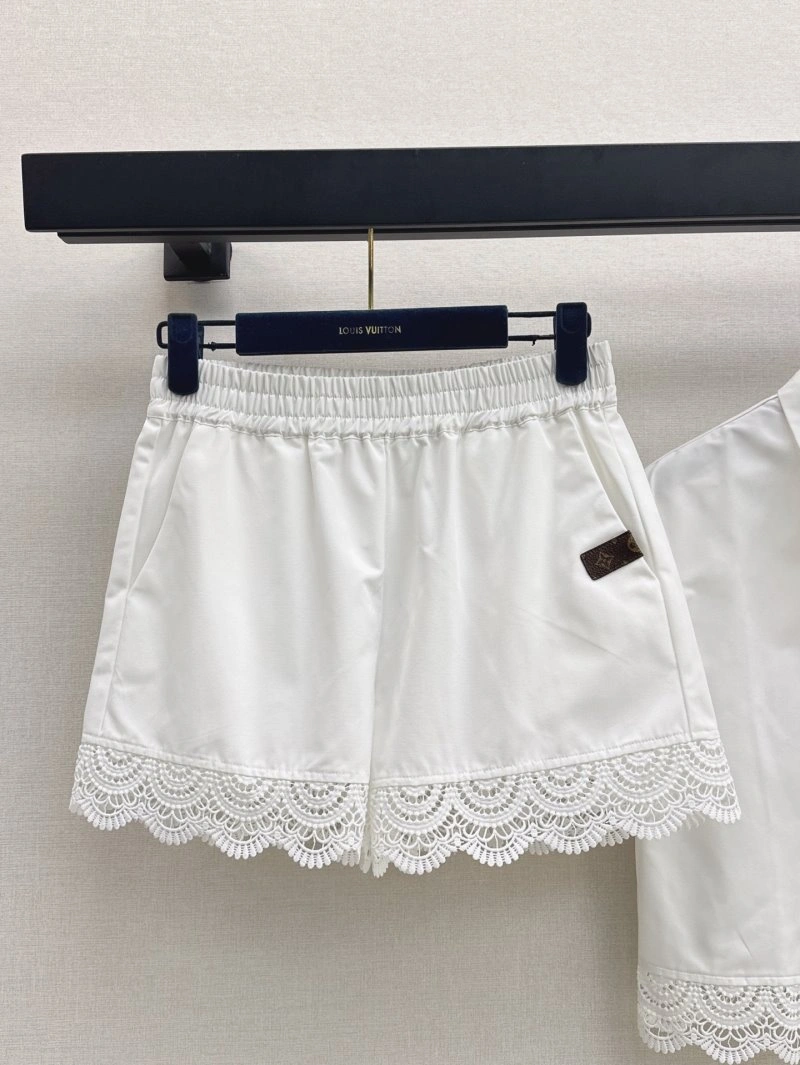 Top match Louis Vuitton Short Suits