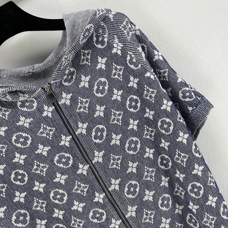 1:1 copy Louis Vuitton Short Suits