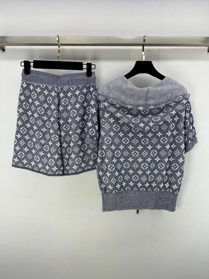 1:1 copy Louis Vuitton Short Suits