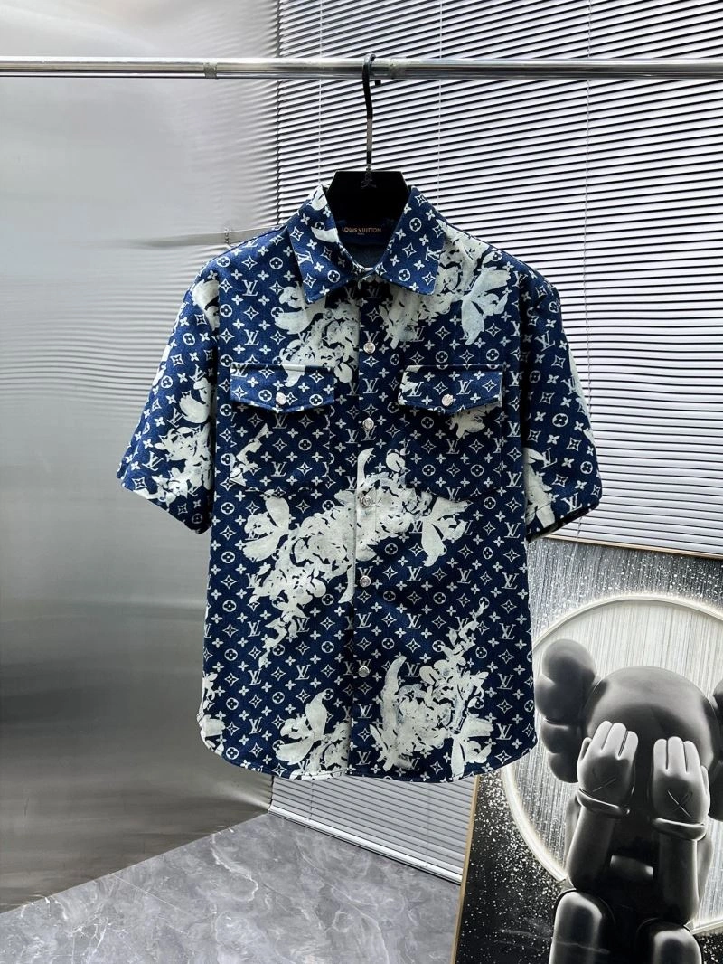 1:1 copy Louis Vuitton Short Suits