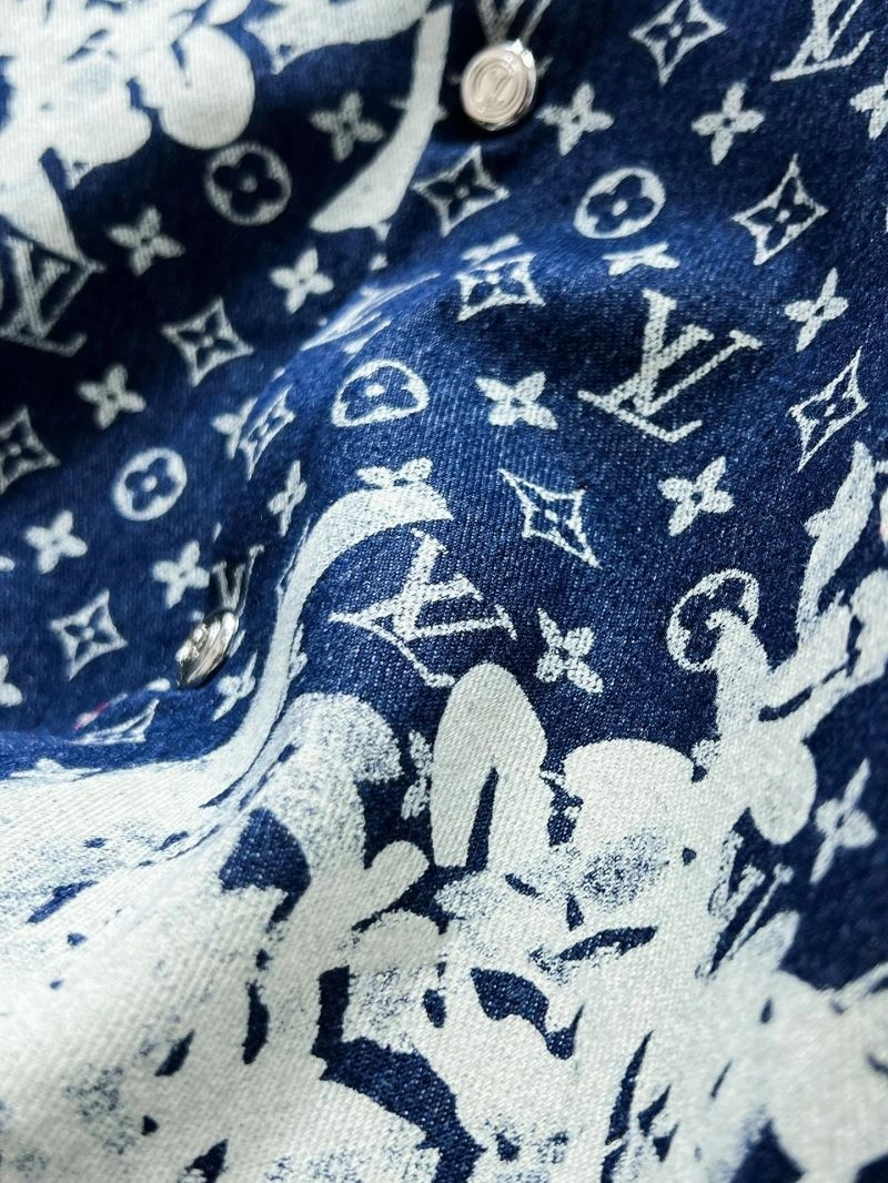 1:1 copy Louis Vuitton Short Suits
