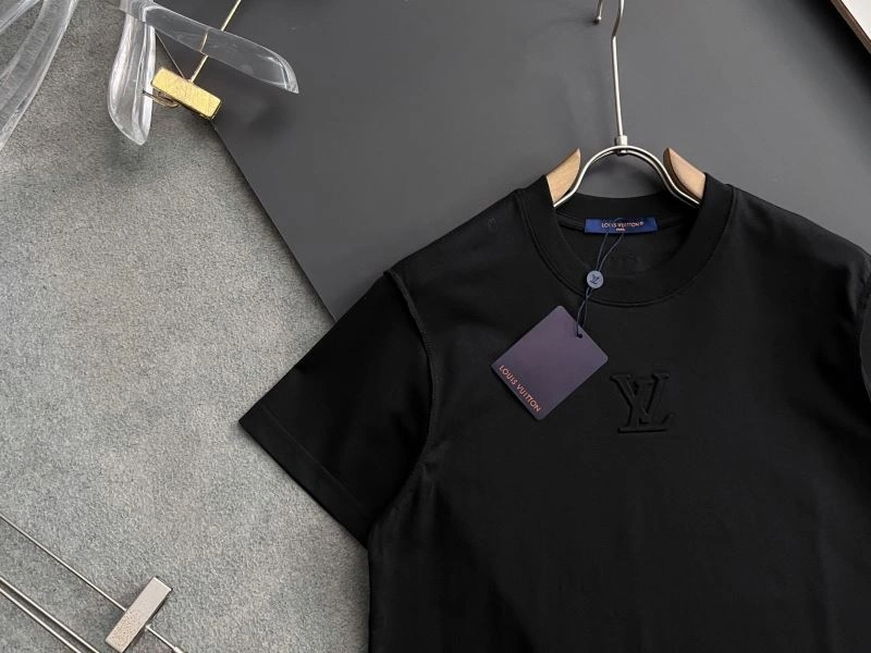 Real Louis Vuitton Short Suits