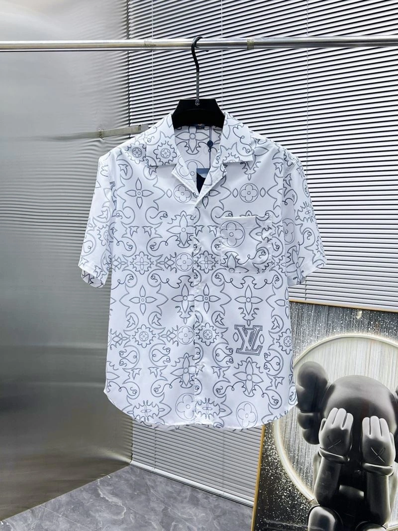 Accurate model Louis Vuitton Short Suits