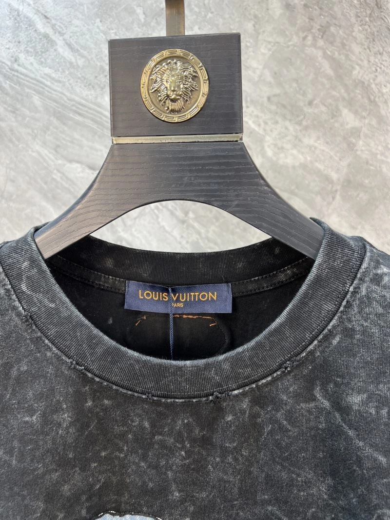 1:1 copy Louis Vuitton Short Suits
