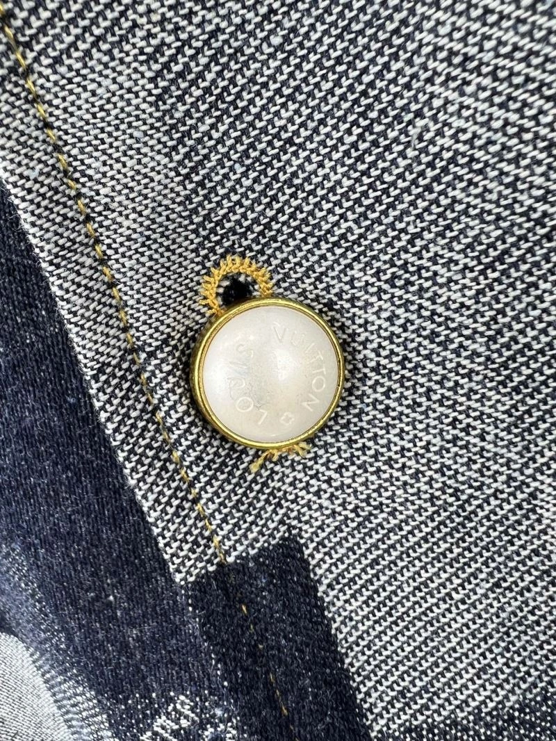 Value-priced Louis Vuitton Short Suits