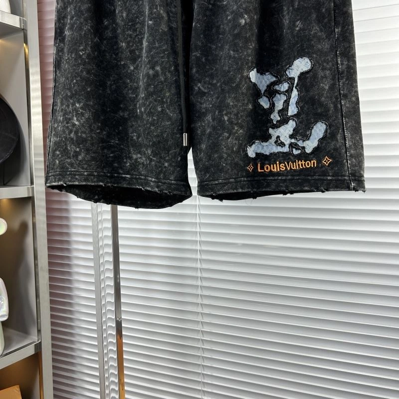 Indistinguishable Louis Vuitton Short Suits