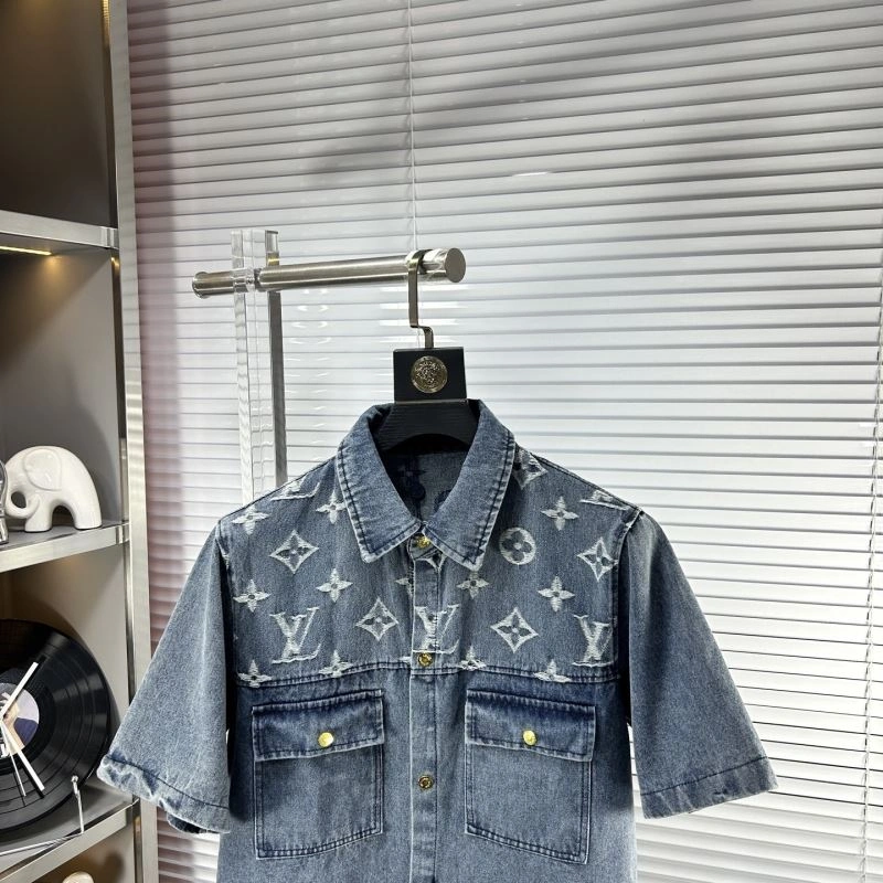 Top match Louis Vuitton Short Suits