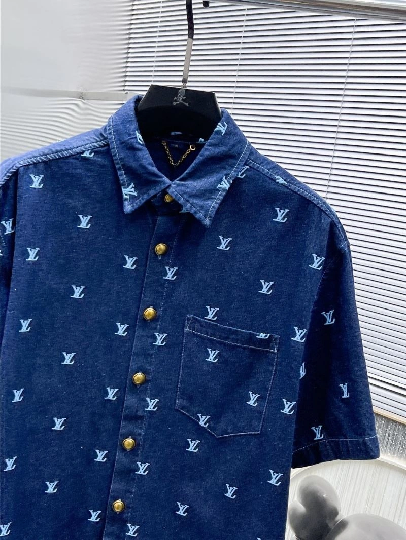 Brand-authenticated Louis Vuitton Short Suits