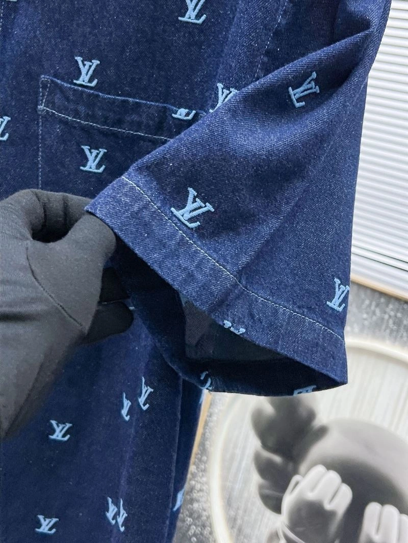 Brand-authenticated Louis Vuitton Short Suits