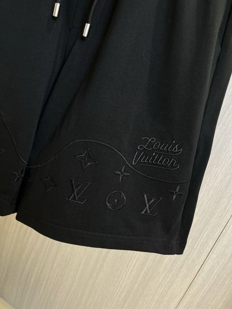 Precise copy Louis Vuitton Short Suits