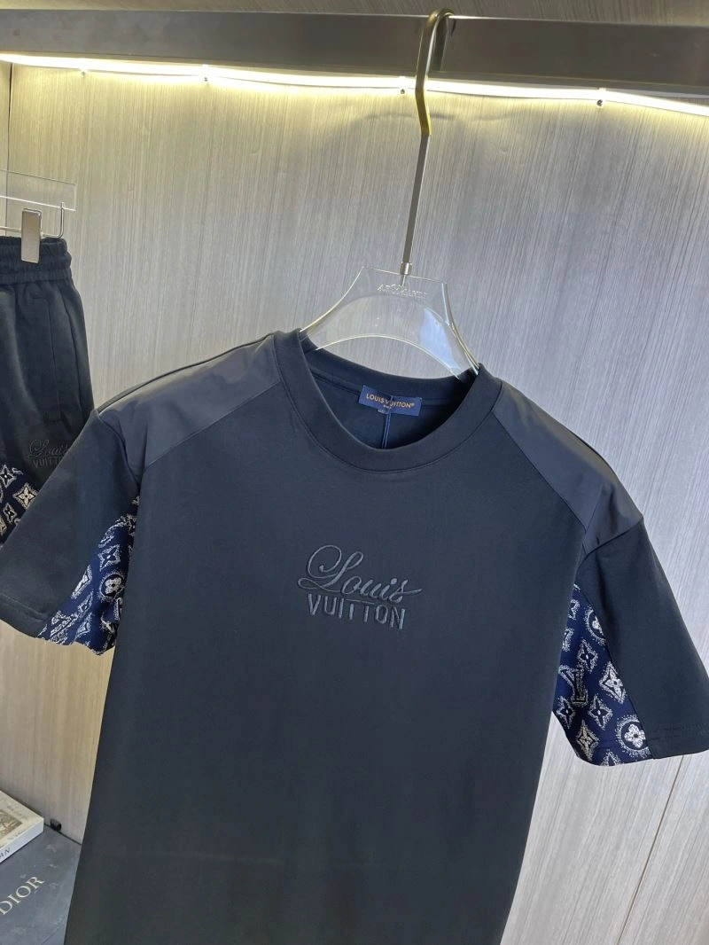 1:1 copy Louis Vuitton Short Suits