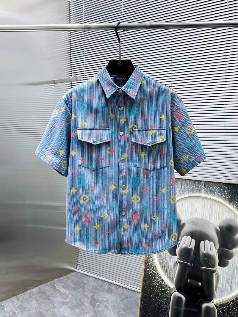 Precise copy Louis Vuitton Short Suits
