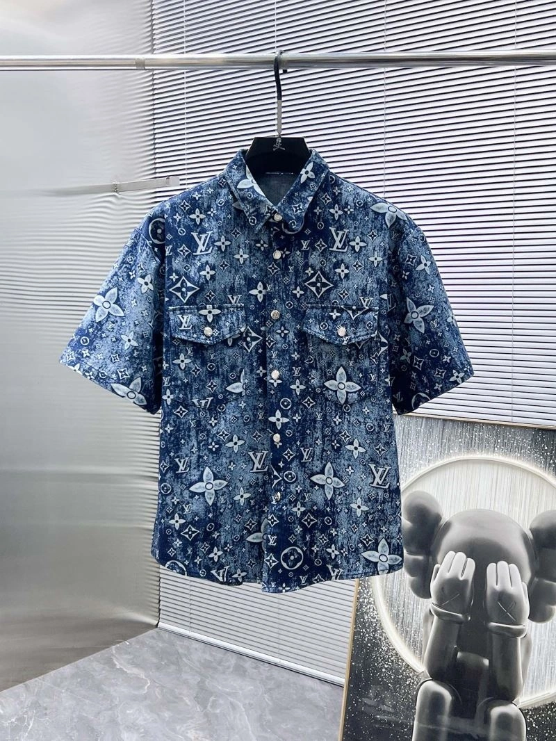 1:1 copy Louis Vuitton Short Suits