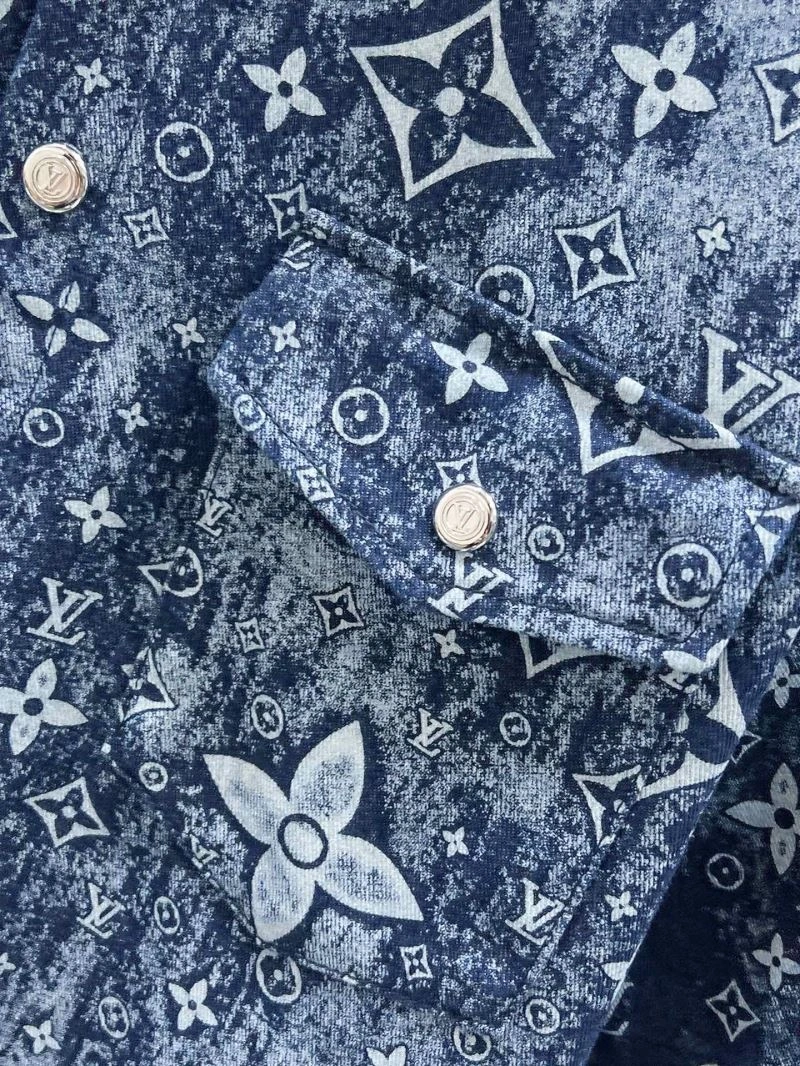 1:1 copy Louis Vuitton Short Suits