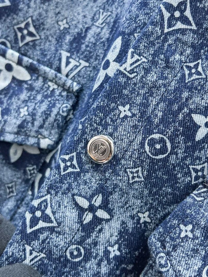 1:1 copy Louis Vuitton Short Suits