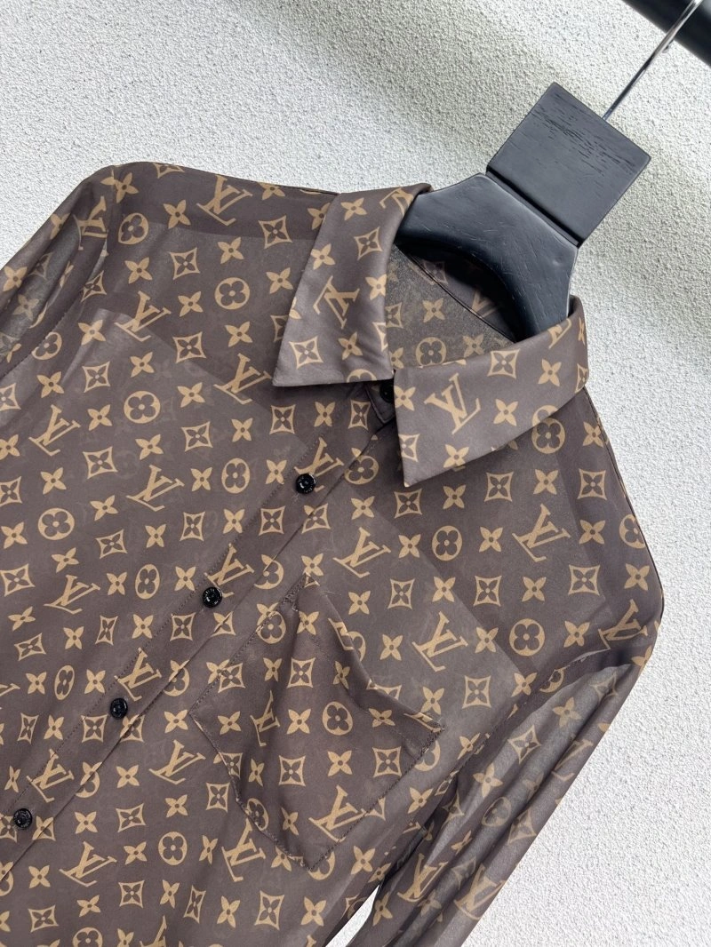 Precise copy Louis Vuitton Short Suits