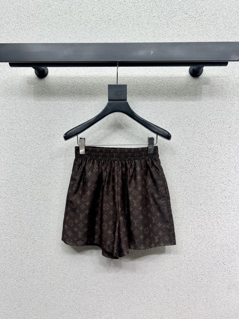 Economical Louis Vuitton Short Suits