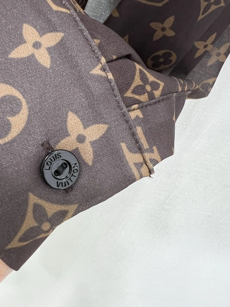 High accuracy Louis Vuitton Short Suits