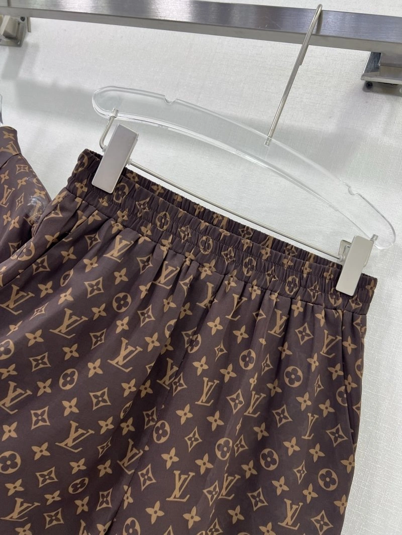 High accuracy Louis Vuitton Short Suits