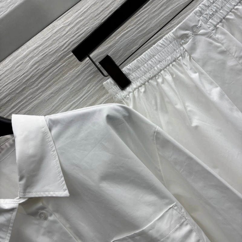 Accurate model Louis Vuitton Short Suits