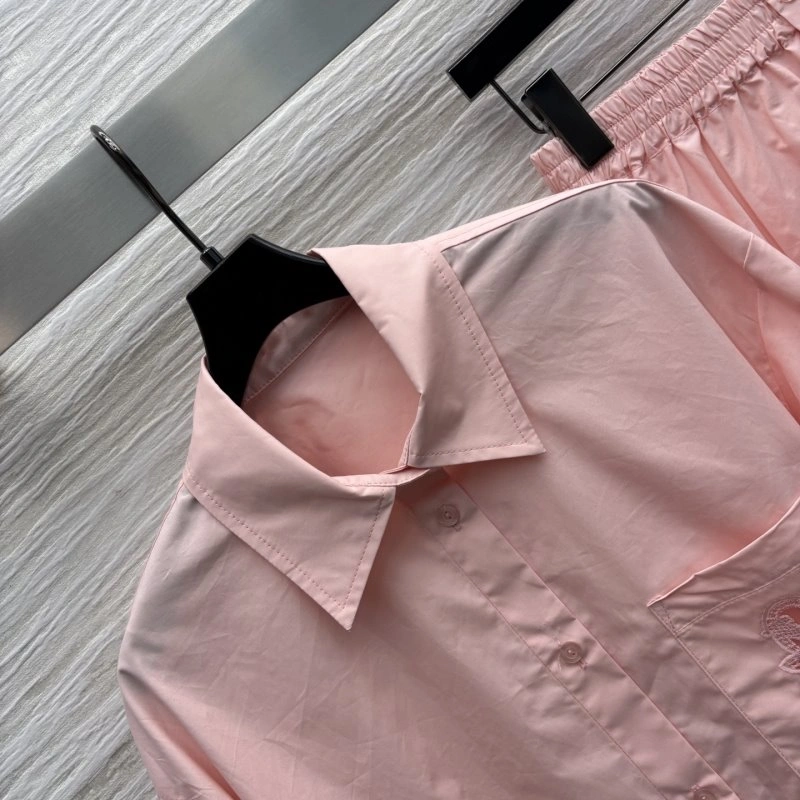 Precise copy Louis Vuitton Short Suits