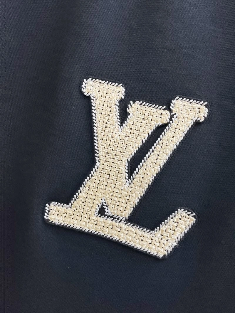Accurate model Louis Vuitton Short Suits