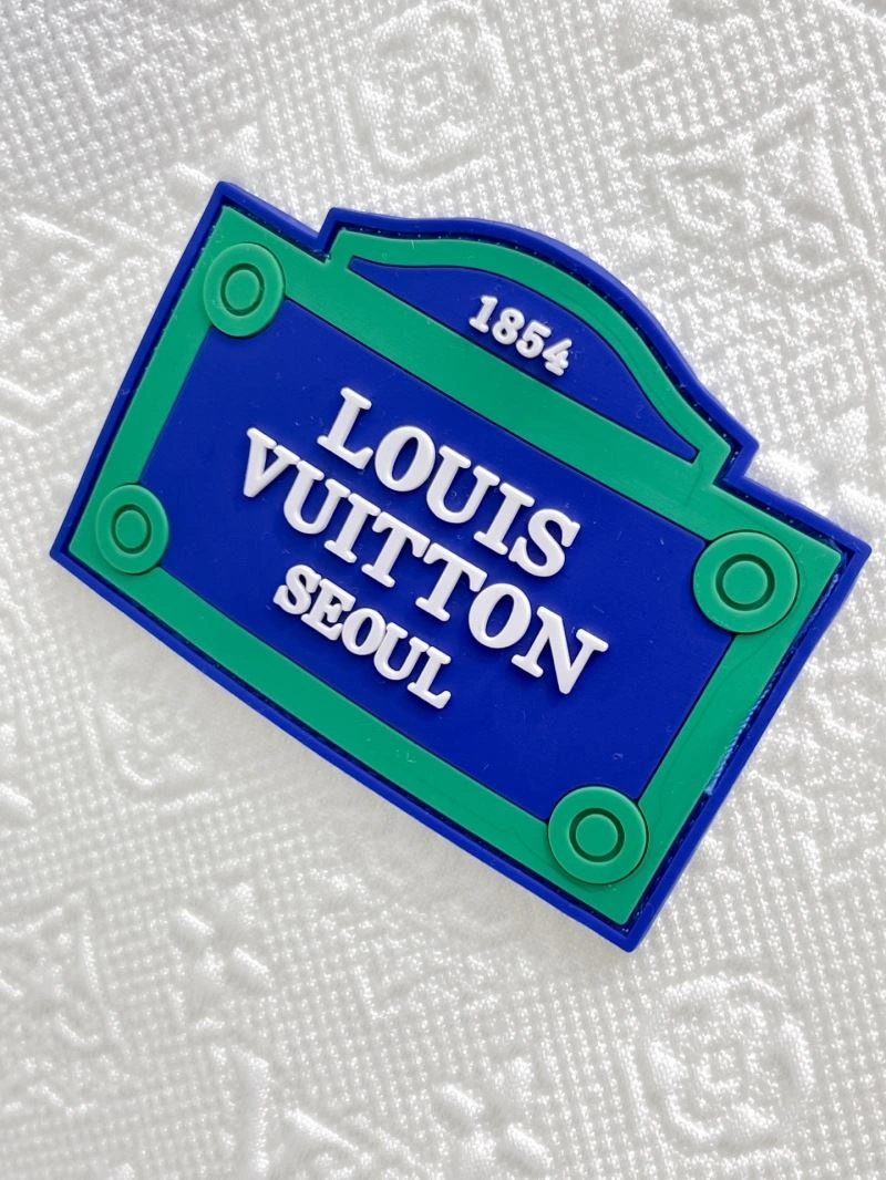 Real Louis Vuitton Short Suits