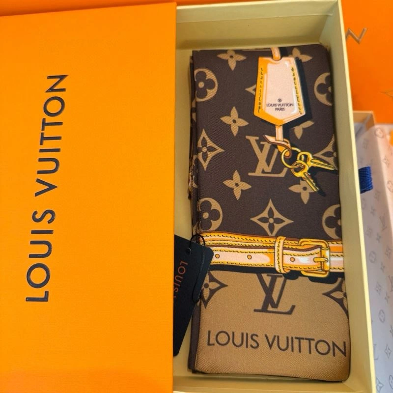 Discounted Louis Vuitton Silk